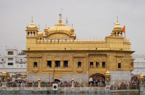 A glimpse of Golden Temple - Amritsar - India Tourism Guide & Travel News